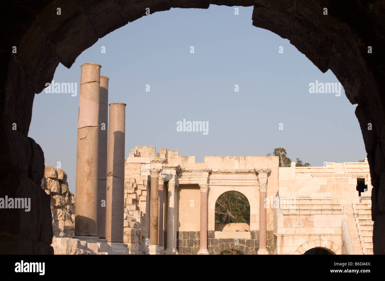 ROMAN THEATER RUINS TEL BEIT SHEAN NATIONAL PARK ISRAEL Stock Photo - Alamy