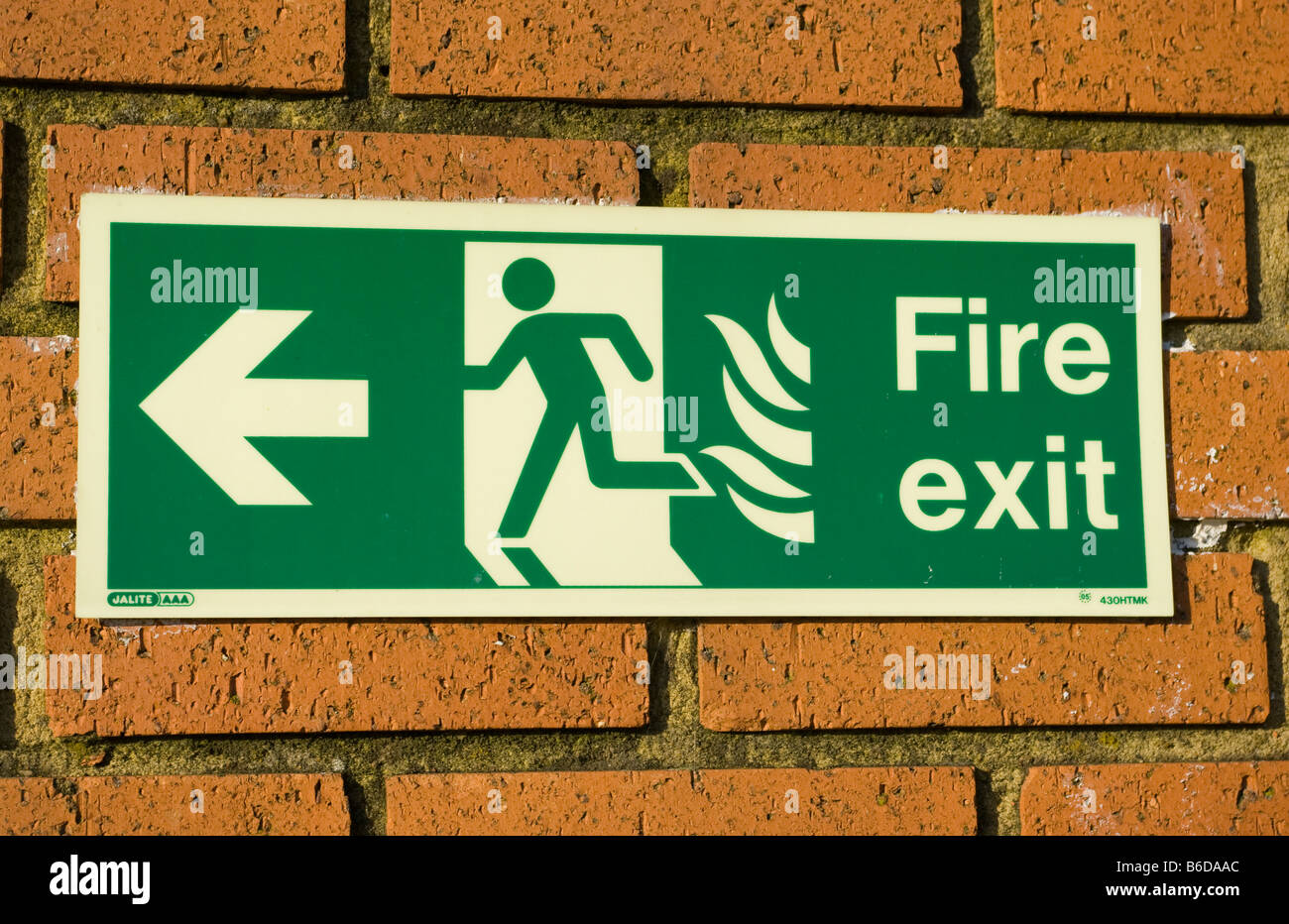 Exit signs hi-res stock photography and images - Alamy