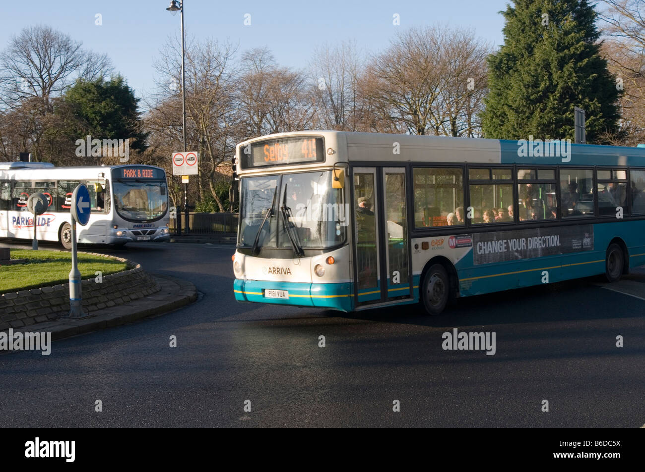 bus coach public transport travel road buses coaches budget travel ...