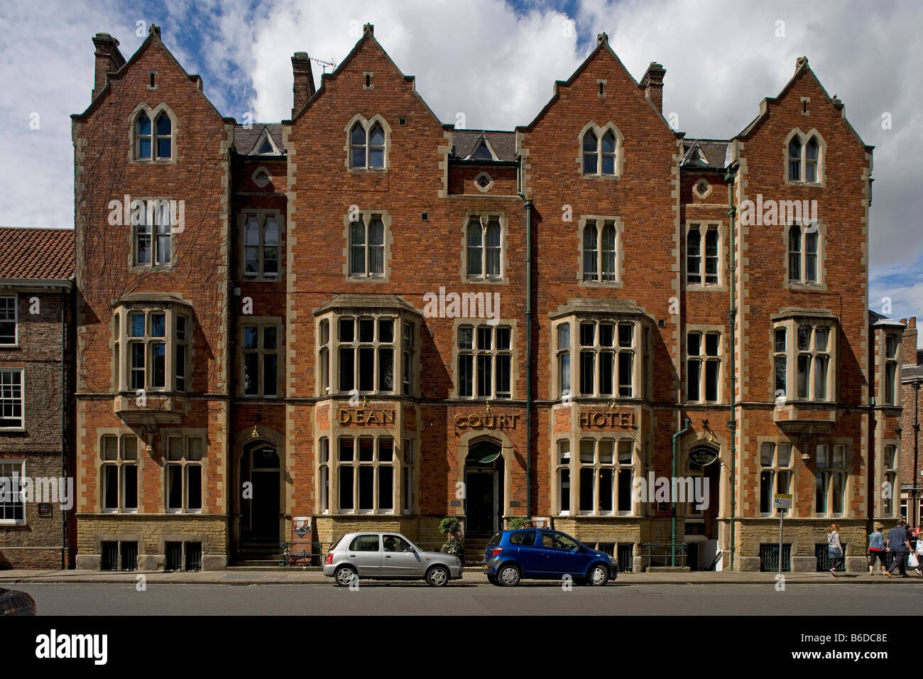 Dean court hotel hi-res stock photography and images - Alamy