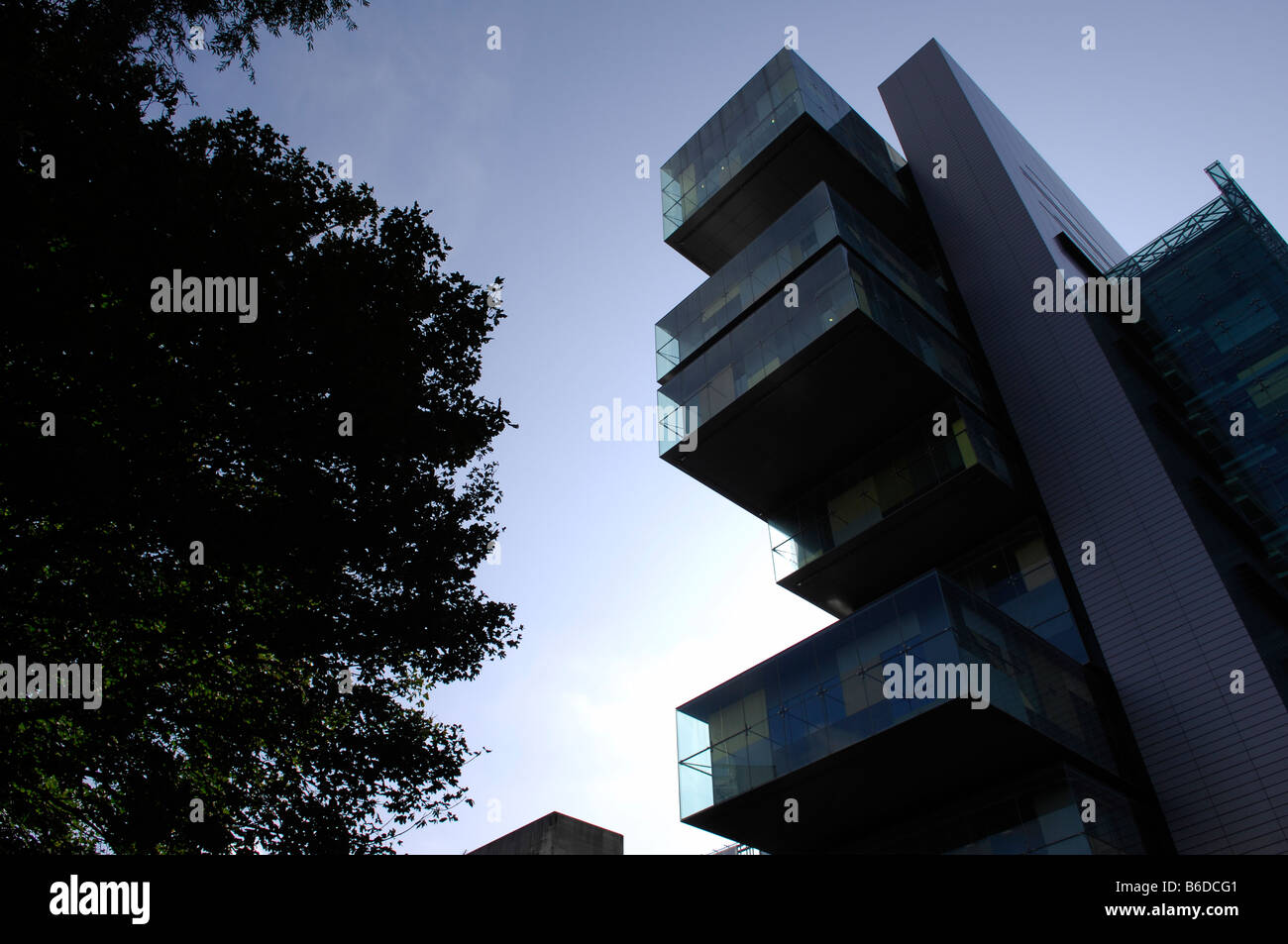 manchester civil justice centre law courts modern glass architecture ...