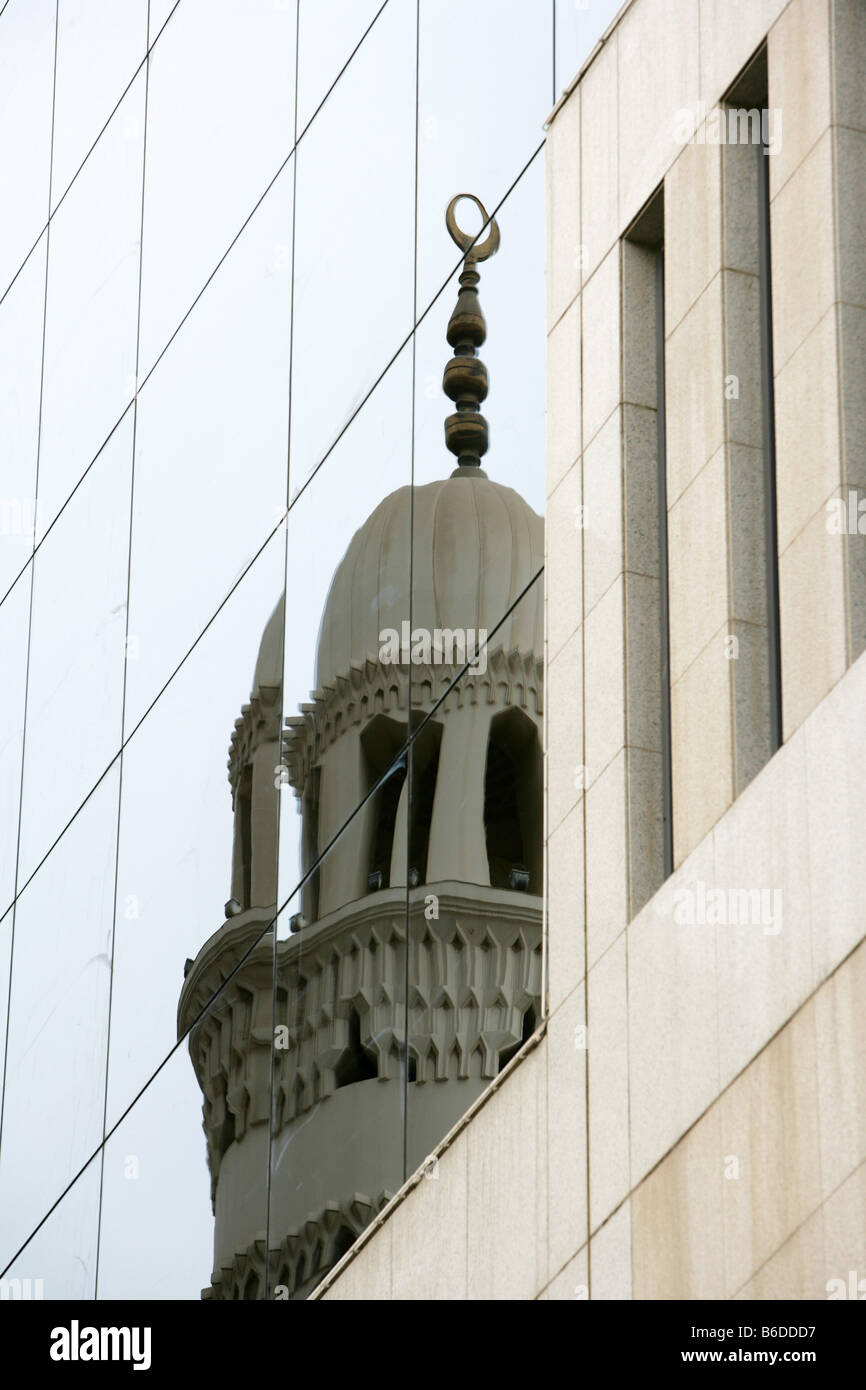 Kingdom of bahrain skyscraper hi-res stock photography and images - Alamy