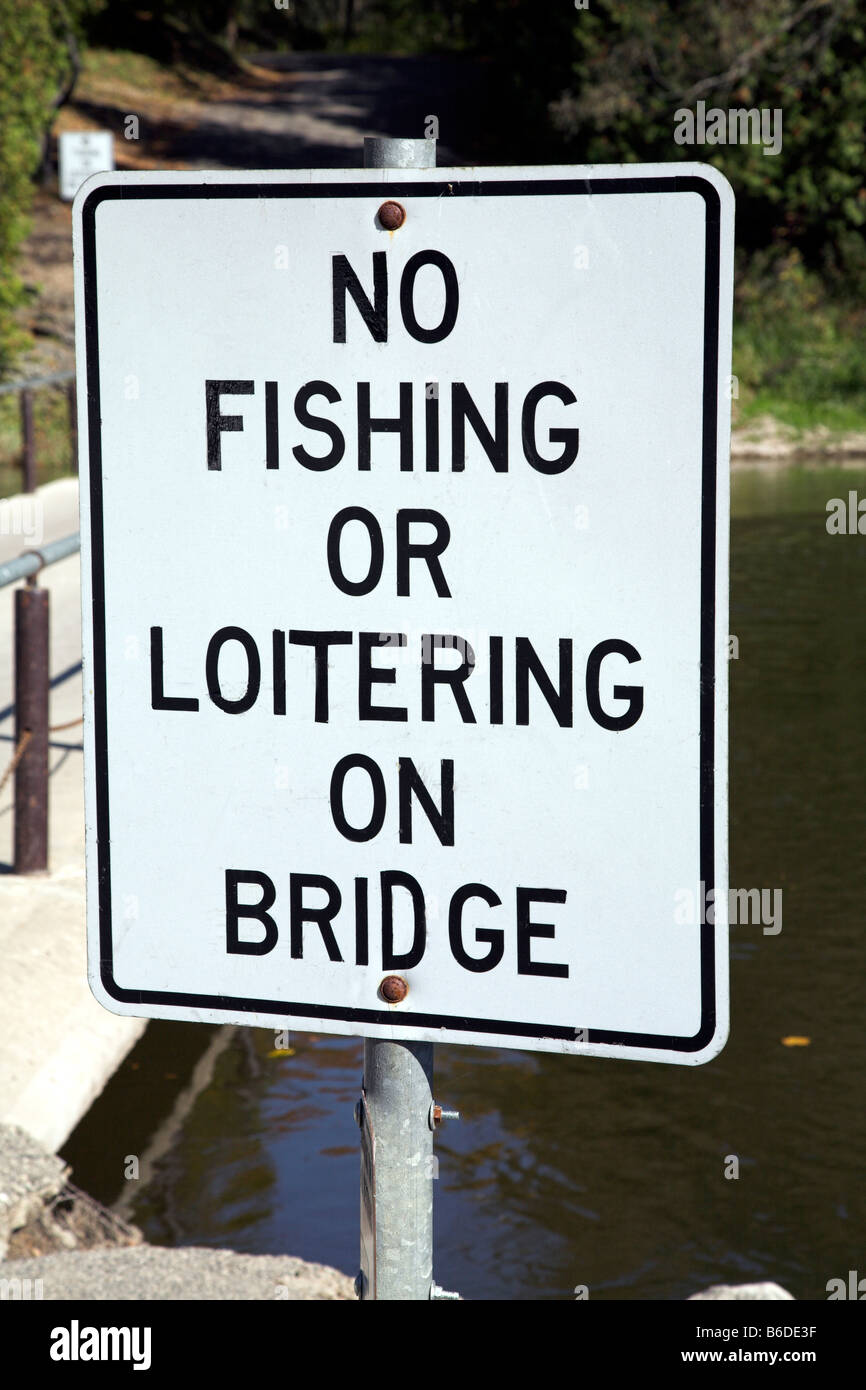 Loiter loitering hi-res stock photography and images - Alamy