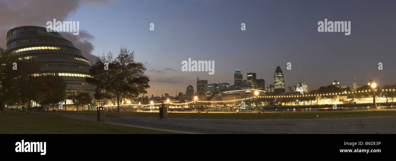 Panorama of evening sunset over City Hall and The City of London ...