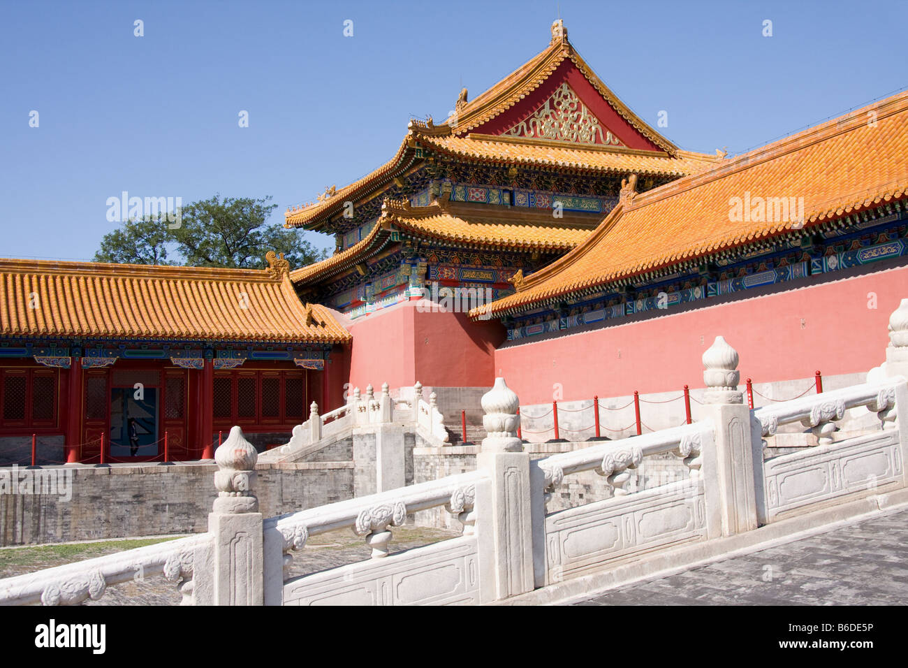 Buildings inside imperial palace hi-res stock photography and images ...