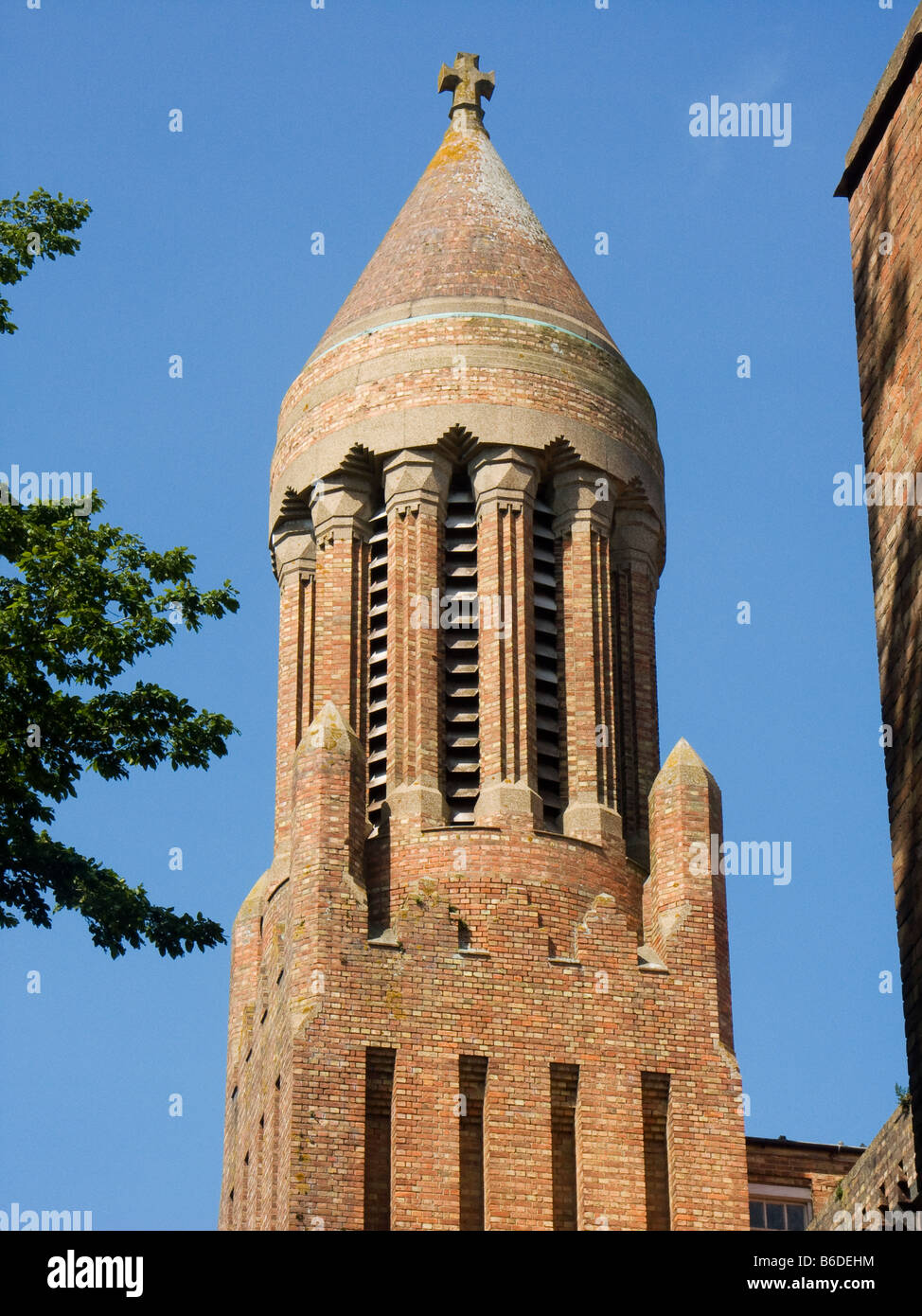 Quarr abbey hi-res stock photography and images - Alamy