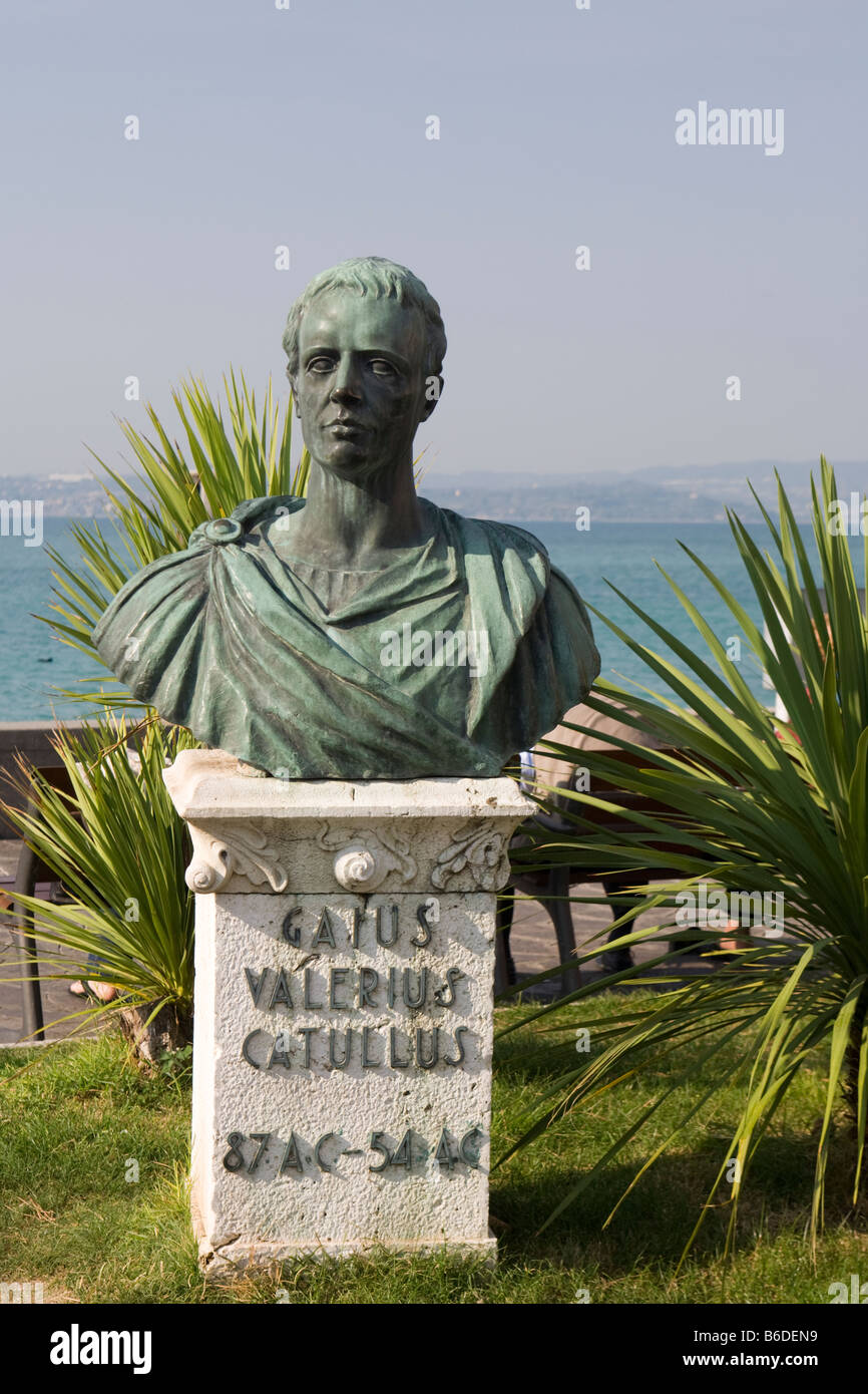 Valerio Catullo, roman poet bronze bust in Sirmione, lake Garda, ITALY ...