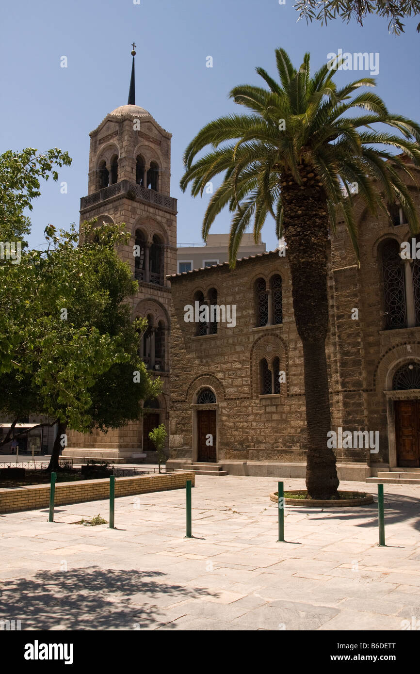 Athens plaza hi-res stock photography and images - Alamy