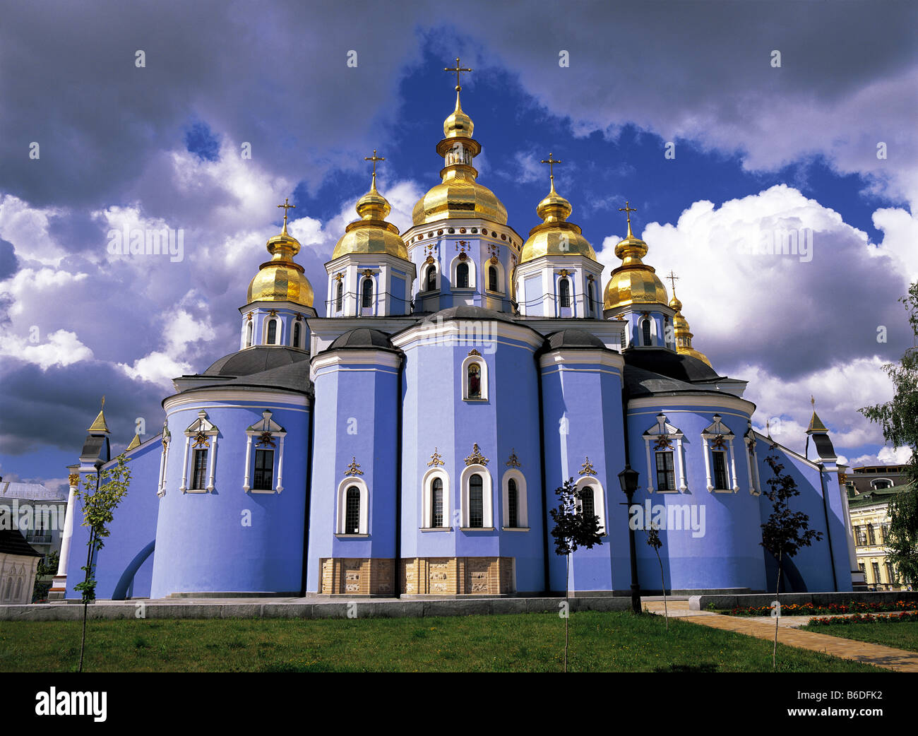 Golden domes hi-res stock photography and images - Alamy