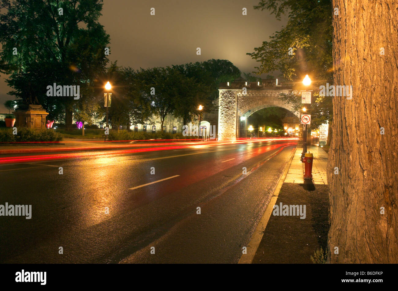 Porte St Louis in the Quebec City walls at night Stock Photo - Alamy