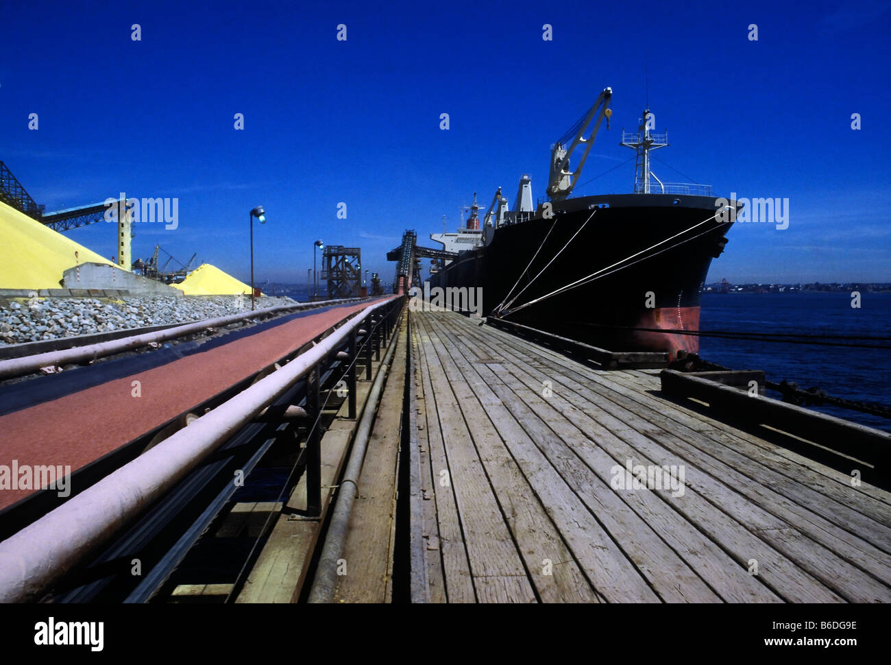 Loading potash hi-res stock photography and images - Alamy