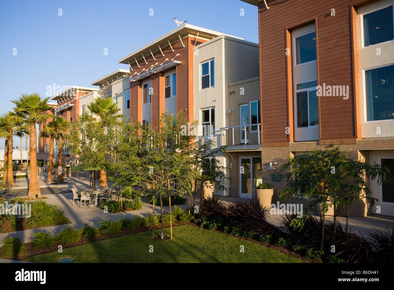 Loft exterior hi-res stock photography and images - Alamy