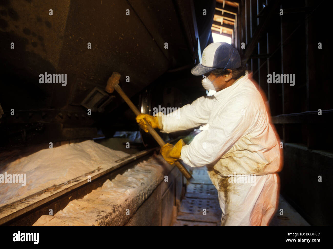Loading potash hi-res stock photography and images - Alamy
