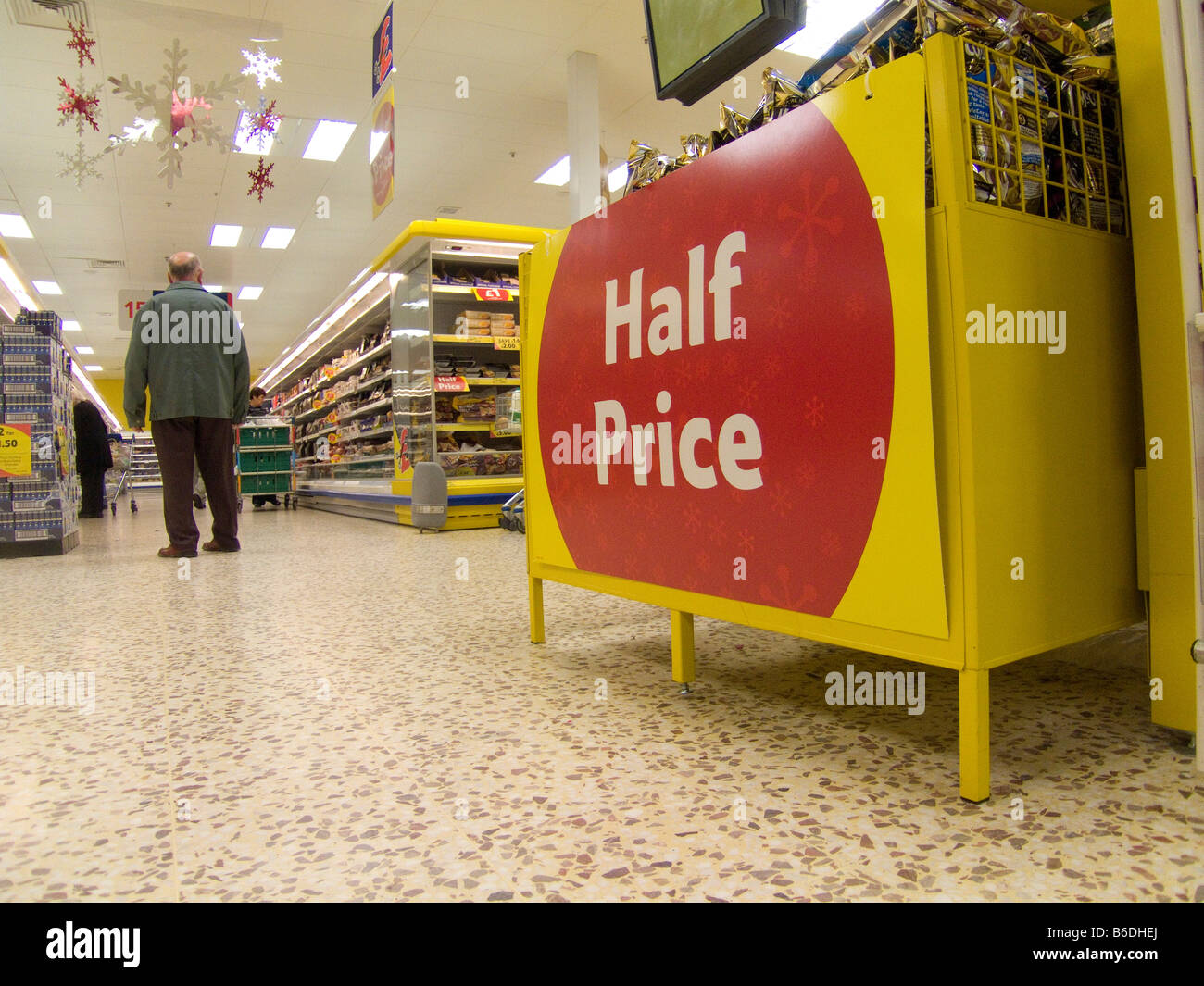 Offer supermarket hi-res stock photography and images - Alamy