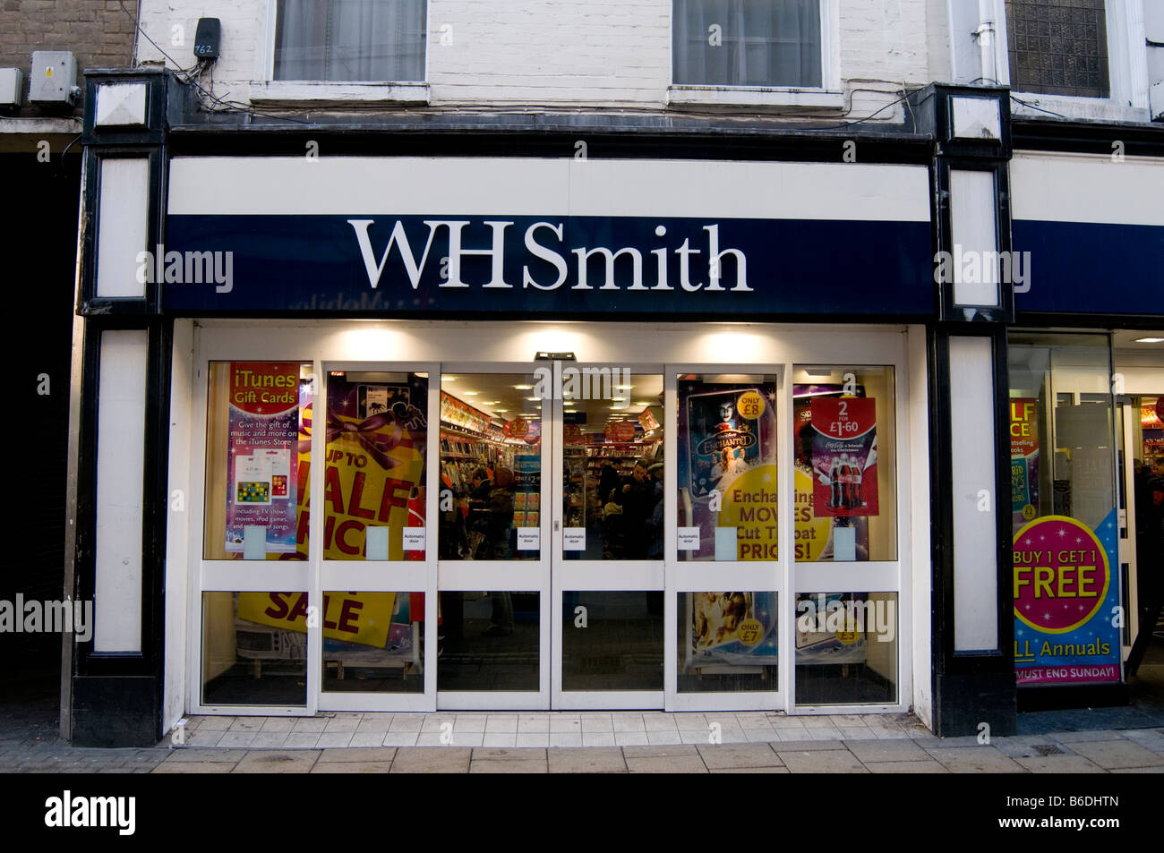 wh smiths wh shop retail retailer high street newsagent news agent ...