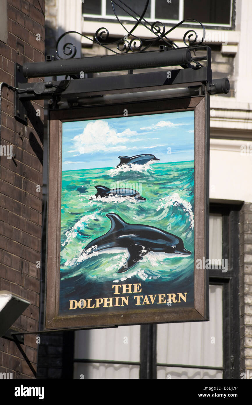 The dolphin pub london hi-res stock photography and images - Alamy
