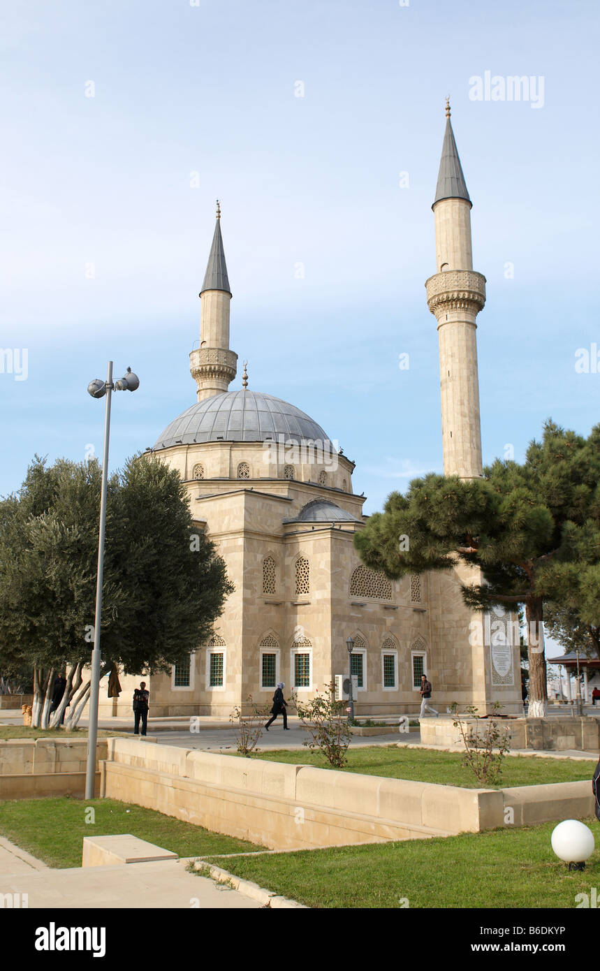 Mosque with two minarets in Baku Azerbaijan Stock Photo - Alamy