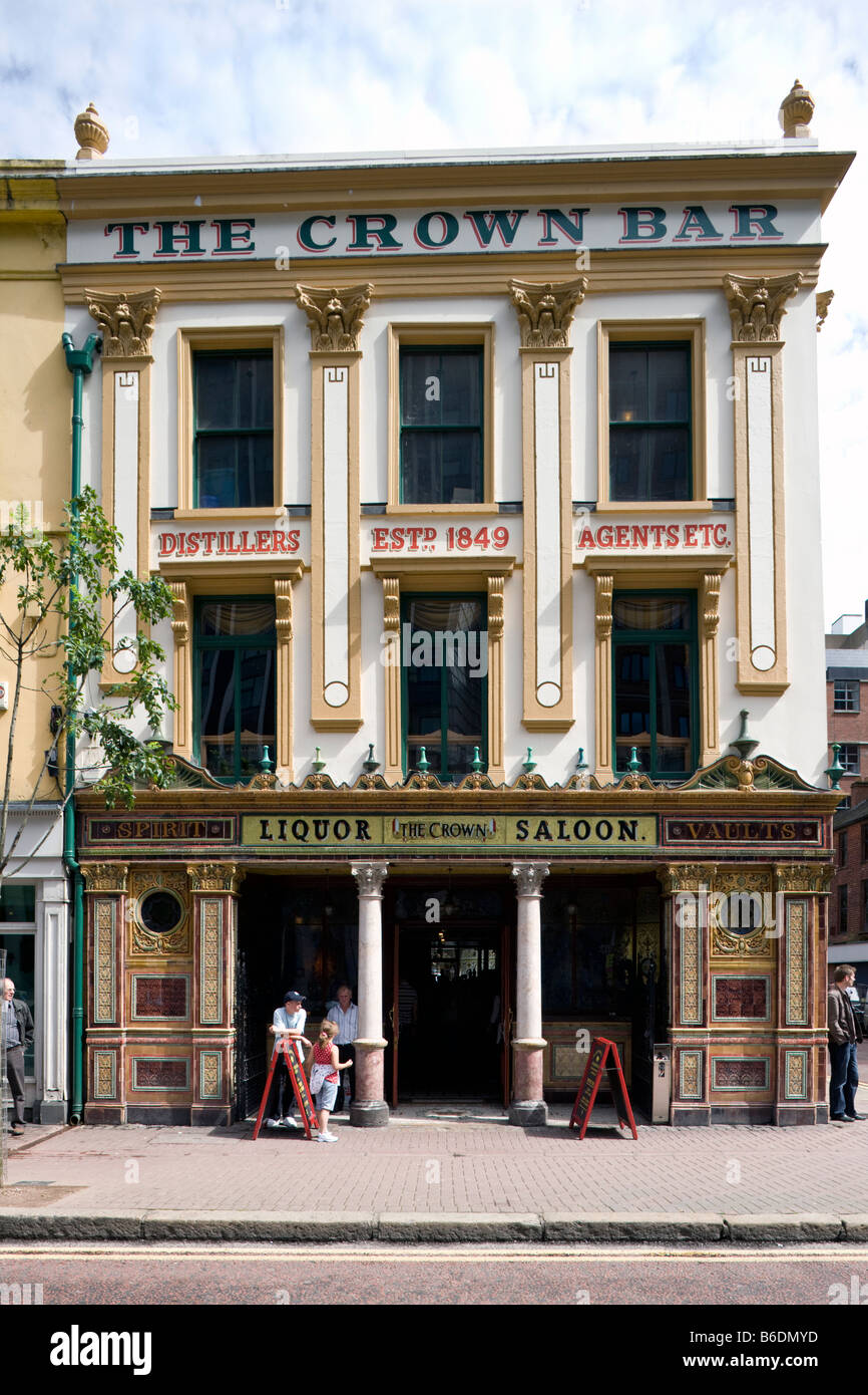 Architecture saloon hi-res stock photography and images - Alamy