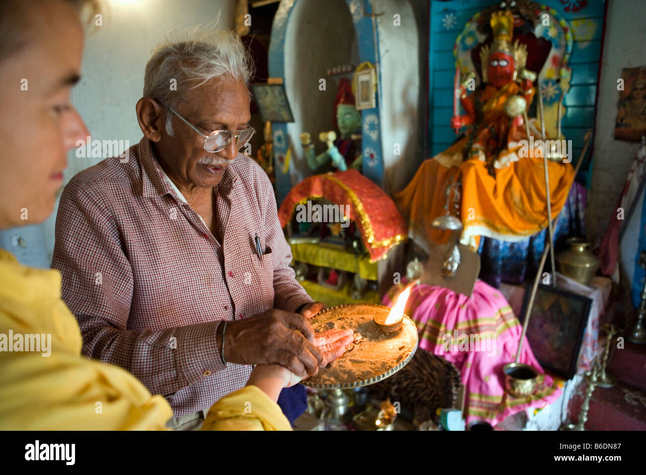 Hindu temple south africa hi-res stock photography and images - Alamy