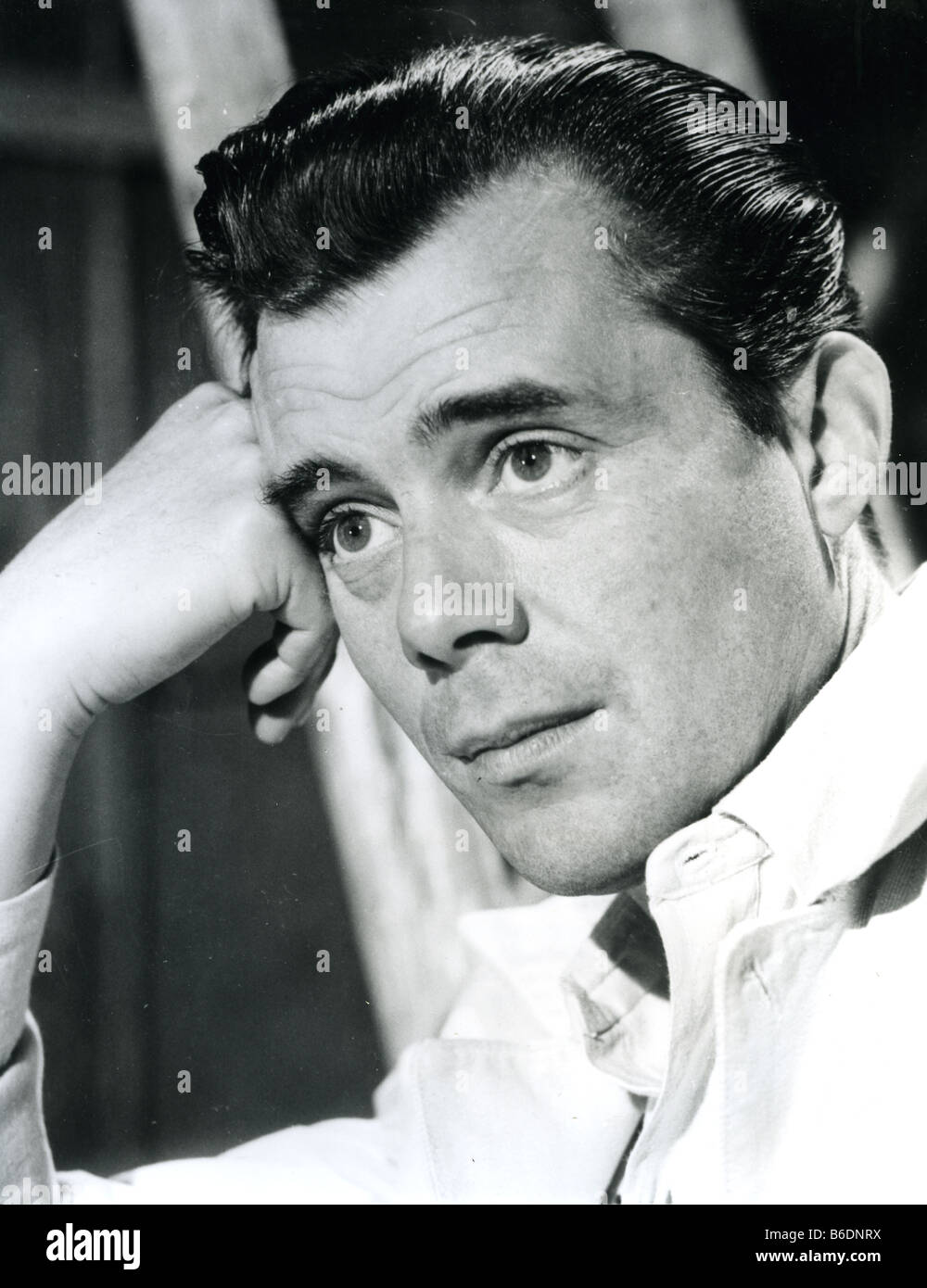DIRK BOGARDE English film and stage actor 1921-99 Stock Photo - Alamy