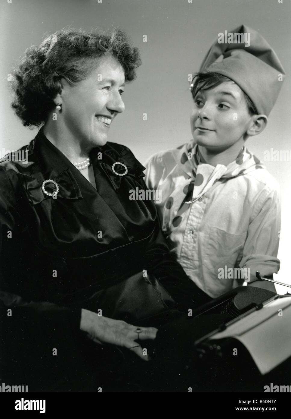 ENID BLYTON with Bunny May who played Noddy in the first stage ...