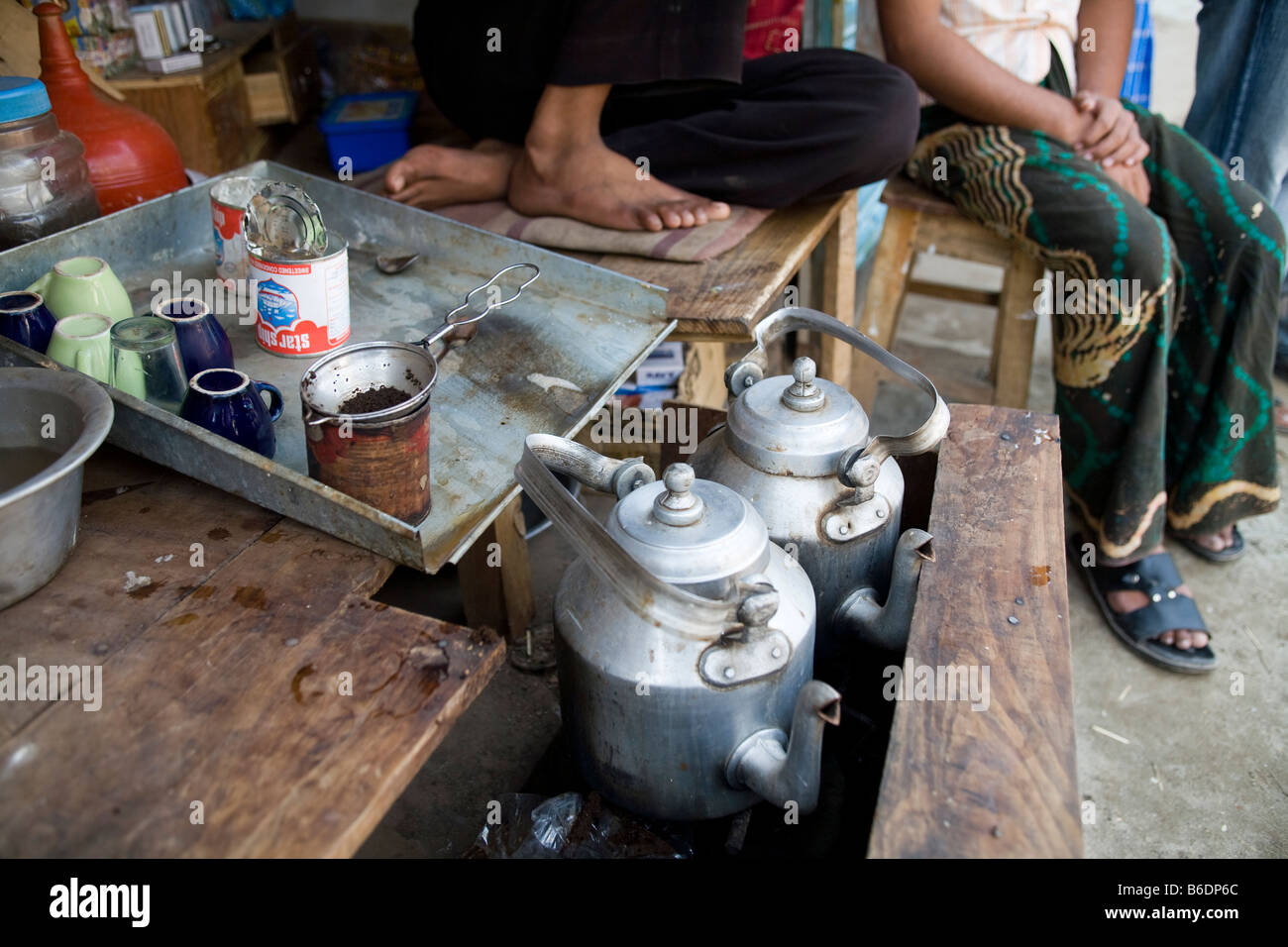 A tea vendor stall Dhaka Stock Photo - Alamy