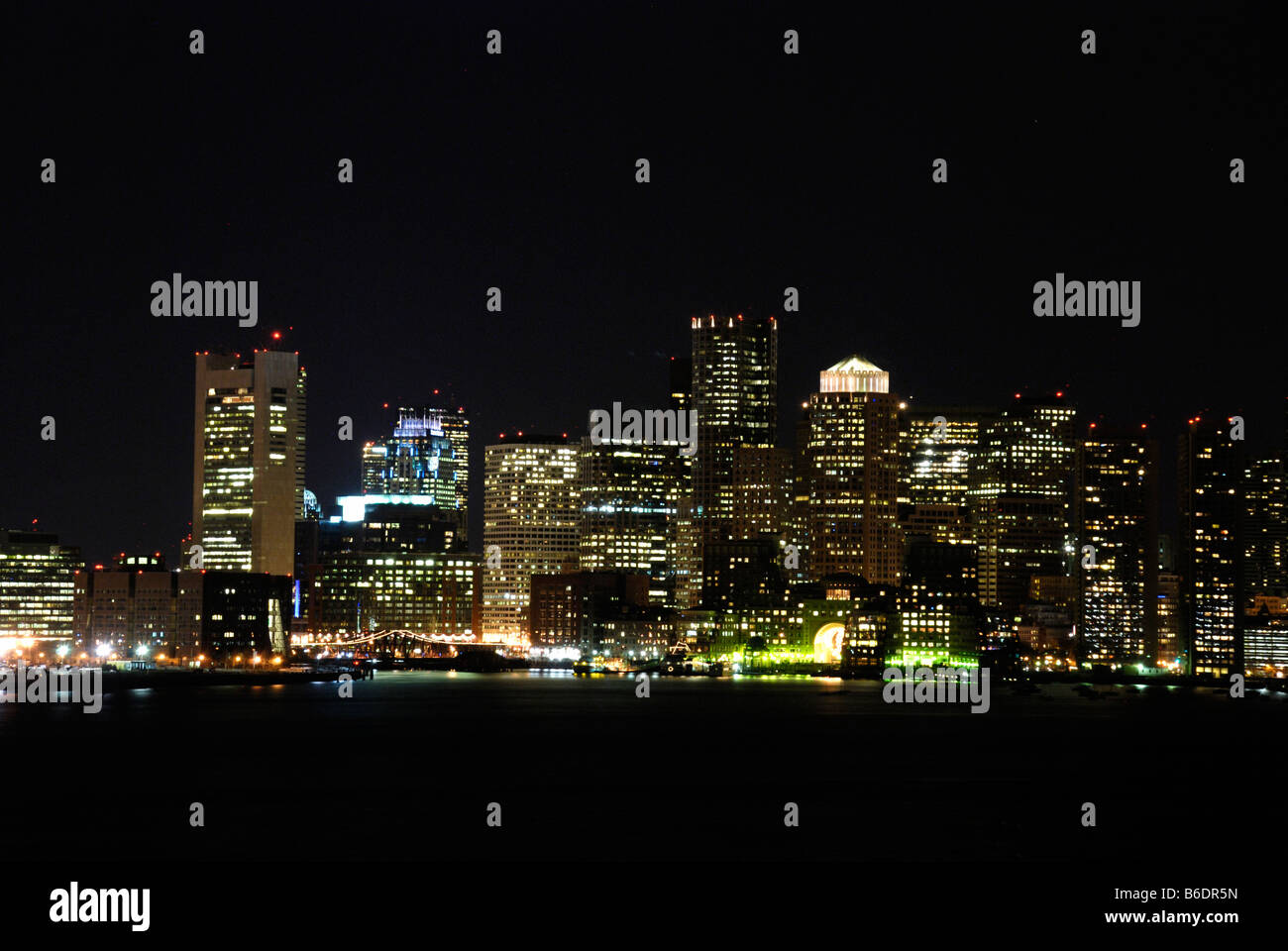 Metropolitan boston hi-res stock photography and images - Alamy