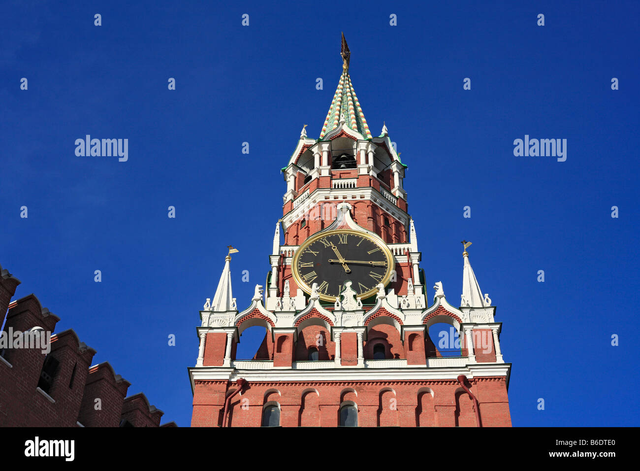Red brick Spasskaya tower of Moscow Kremlin, City architecture, Red ...