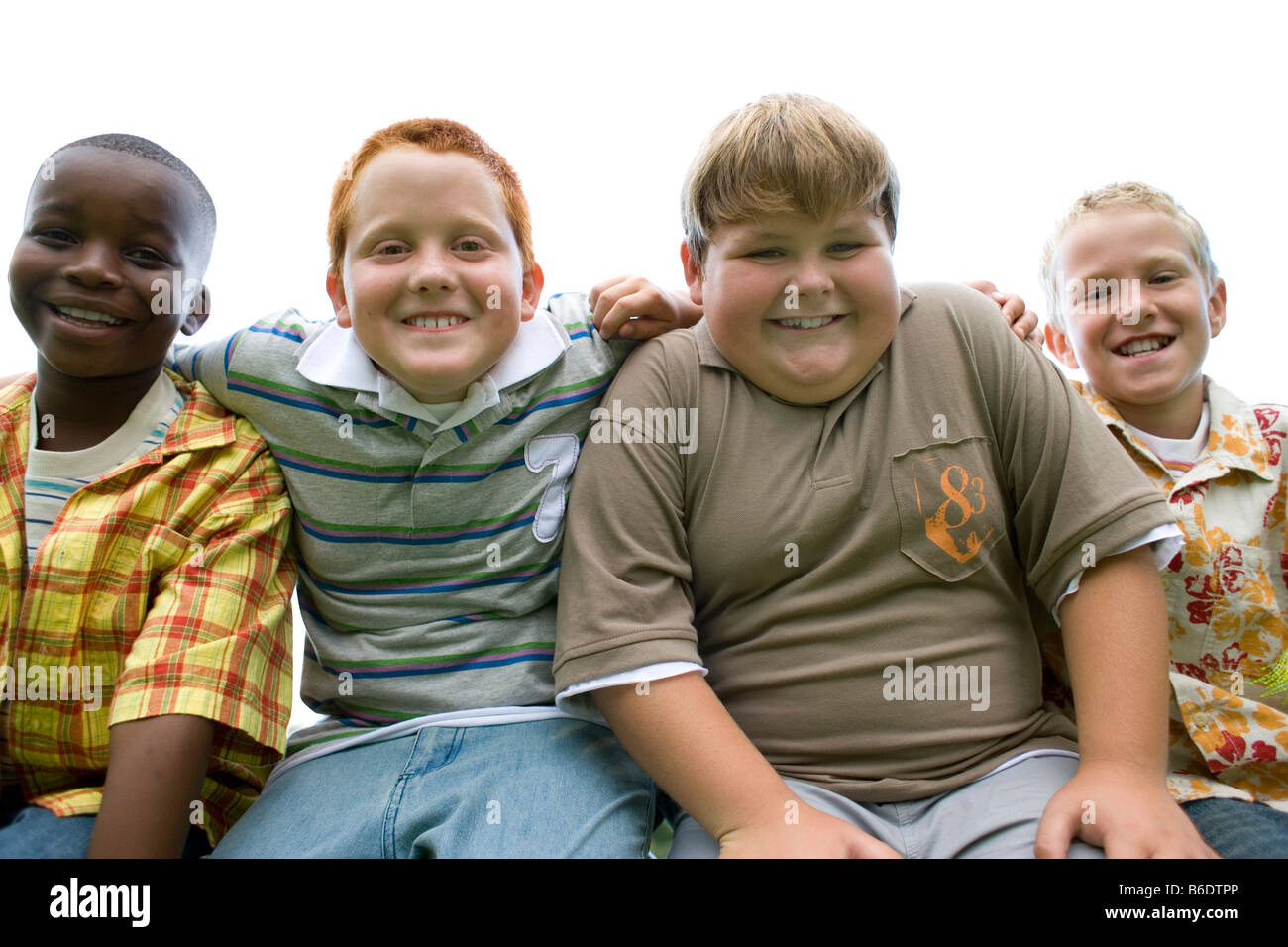 African boys huddling hi-res stock photography and images - Alamy