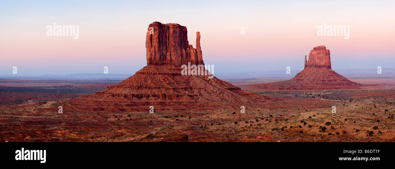 Mittens rock formations hi-res stock photography and images - Alamy
