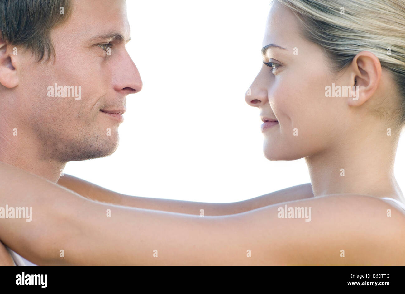 Two faces facing each other hi-res stock photography and images - Alamy