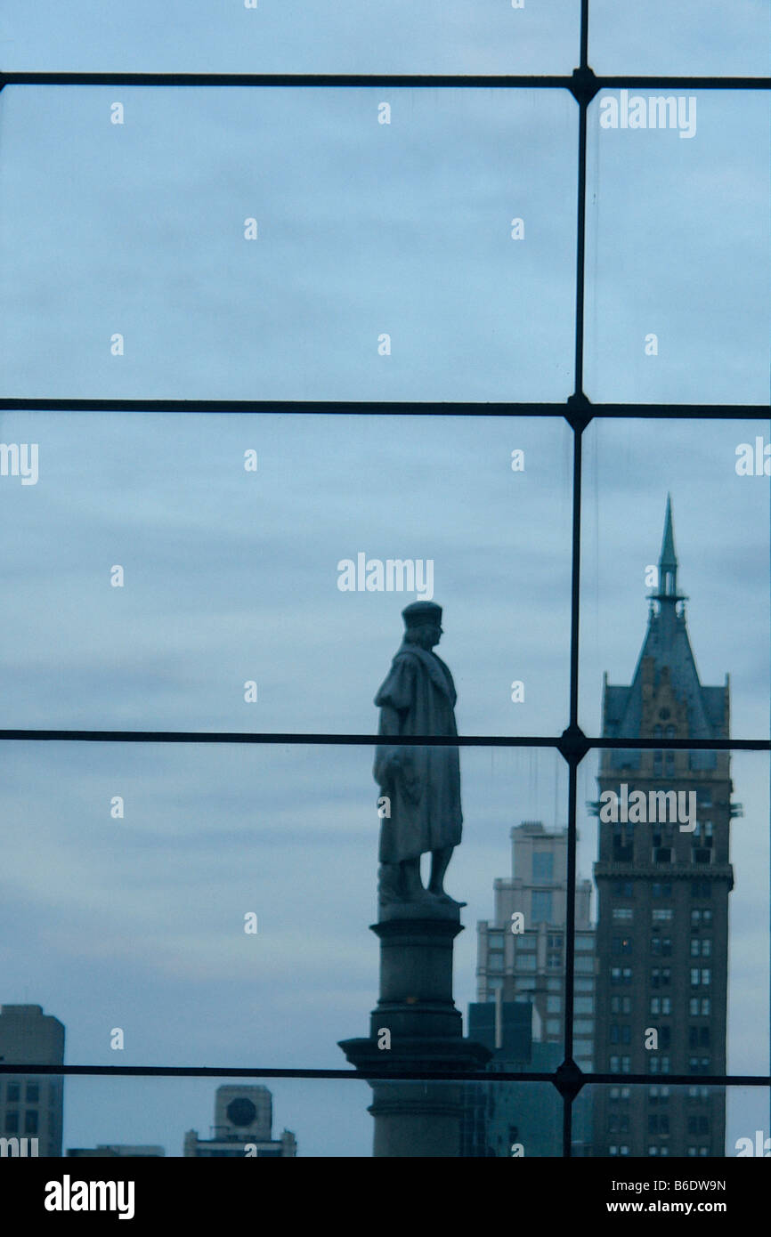Statue of Navigator Explorer Christopher Columbus in Columbus Circle ...