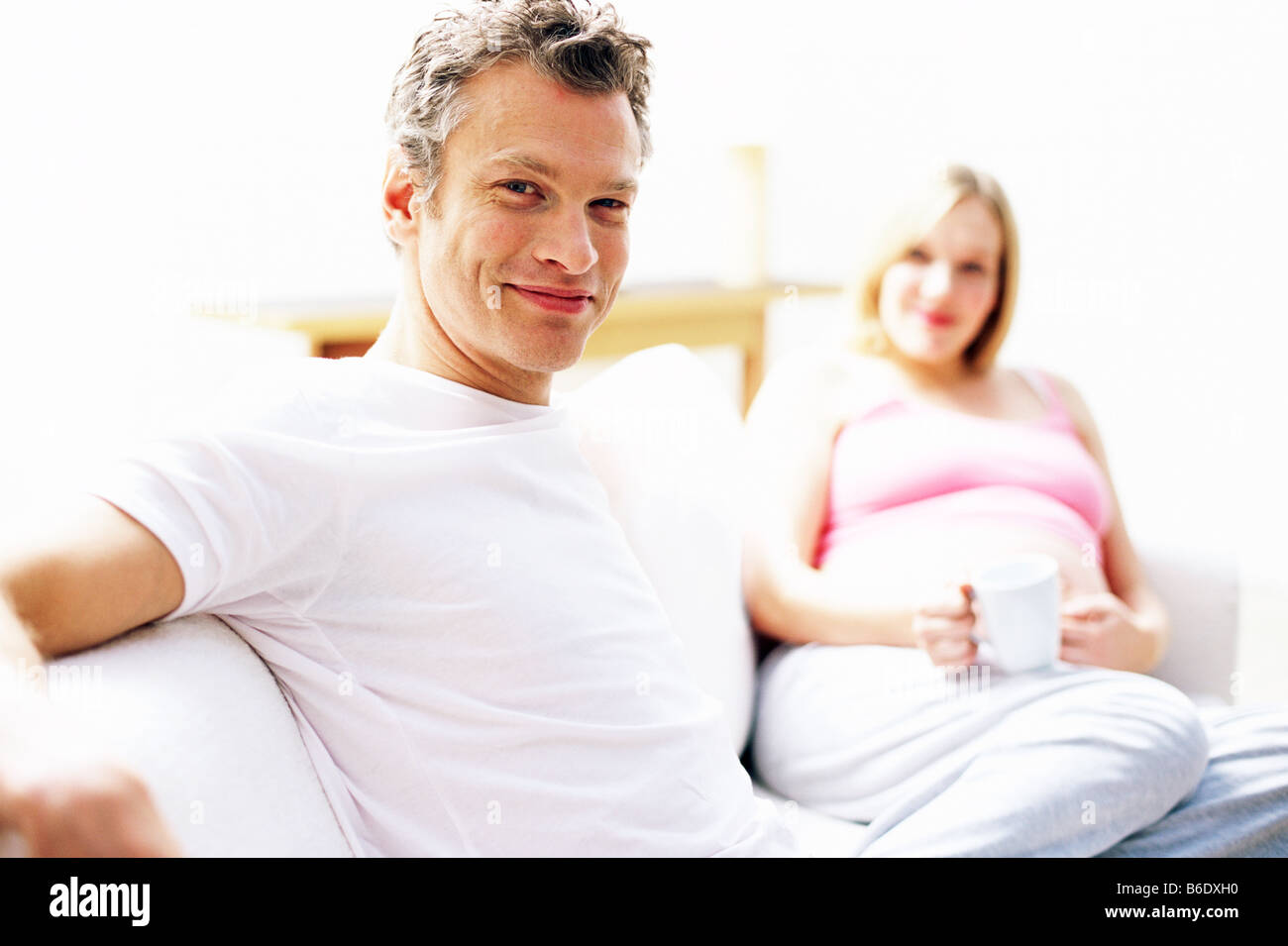 Expectant parents hi-res stock photography and images - Alamy