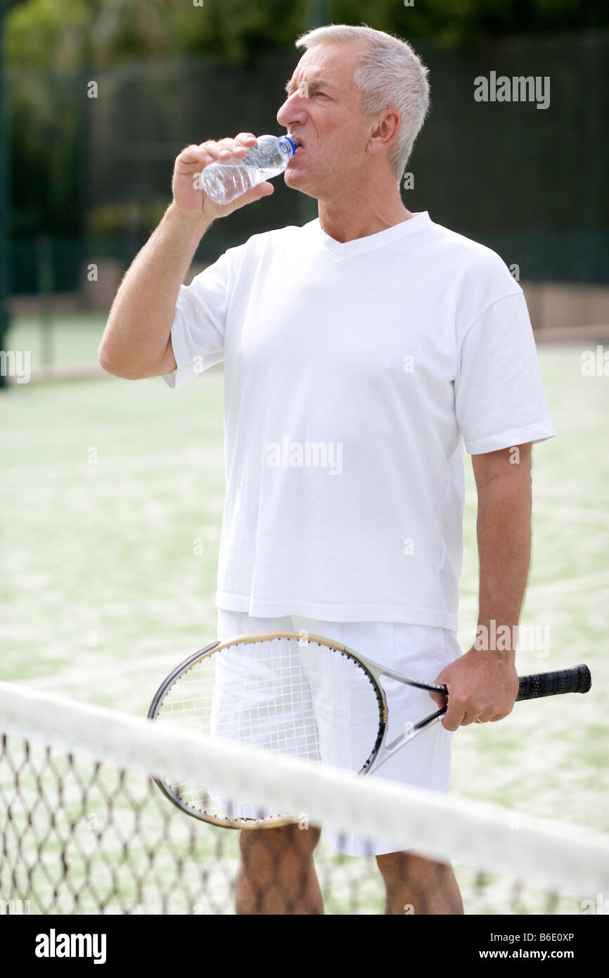 Senior man outside sweating hi-res stock photography and images - Alamy