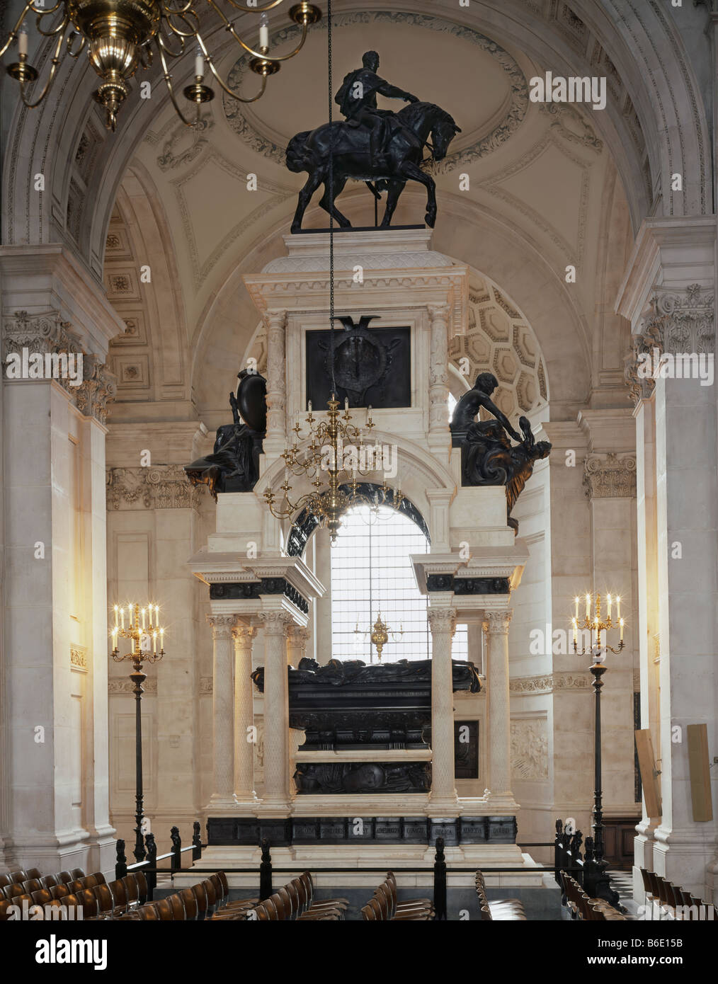 Wellington Monument Saint Paul's Cathedral Stock Photo - Alamy