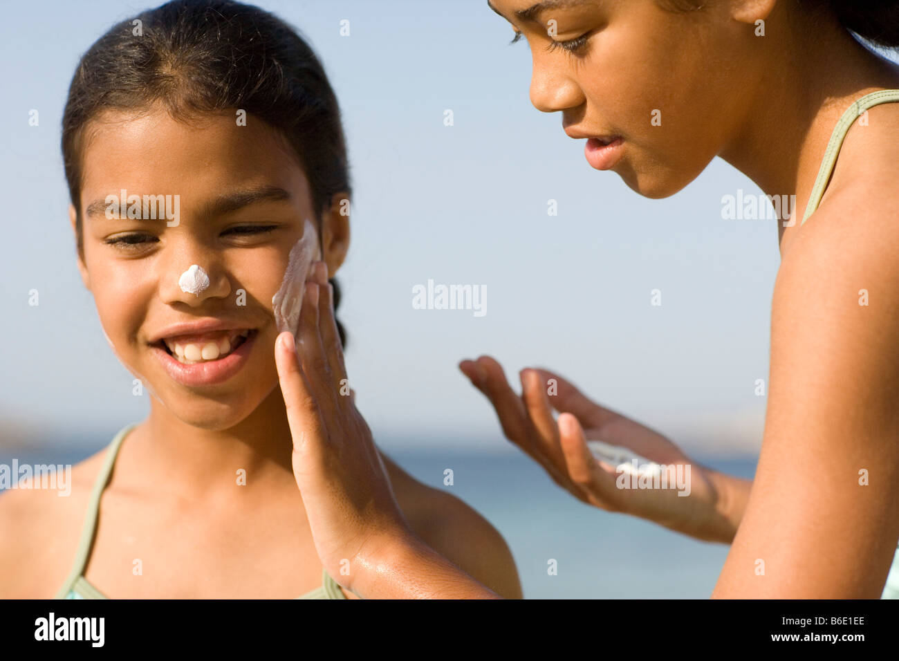 Happy smiling holidaymaker holidaymakers hi-res stock photography and ...