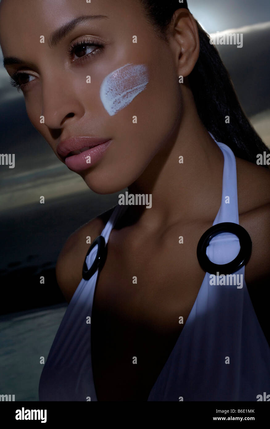 Woman blocking sun face hi-res stock photography and images - Alamy