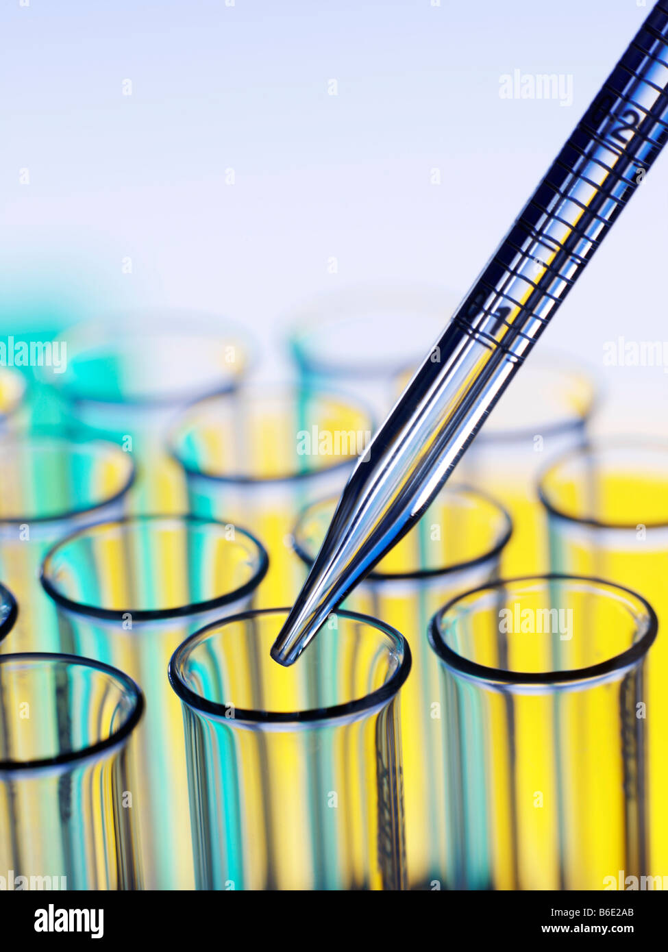 Graduated pipette hi-res stock photography and images - Alamy