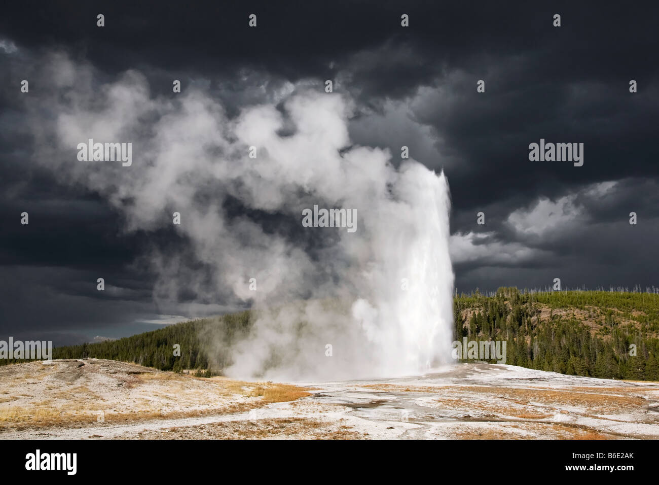 Old faithful icon hi-res stock photography and images - Alamy