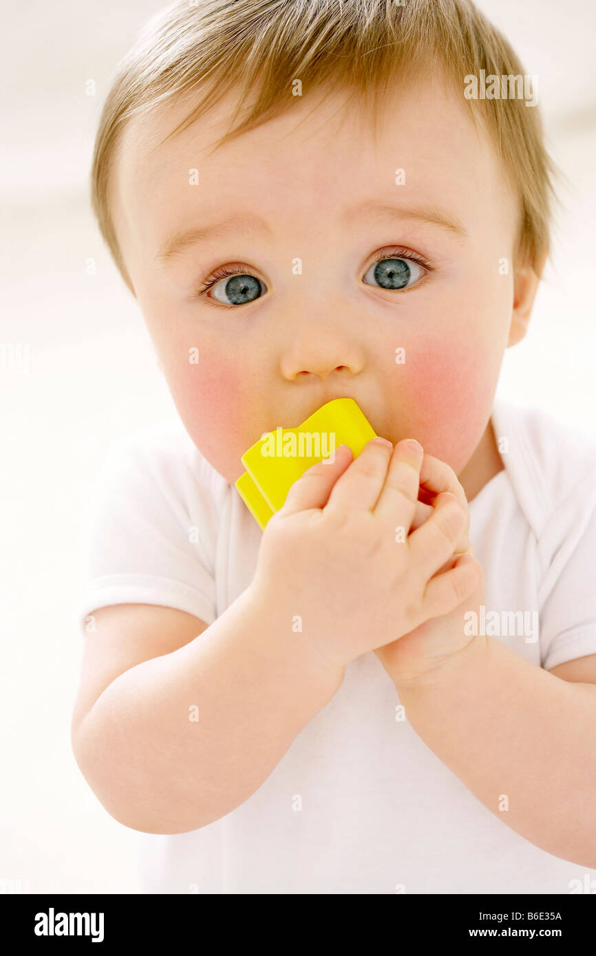 Chewing child discomfort infant hi-res stock photography and images - Alamy