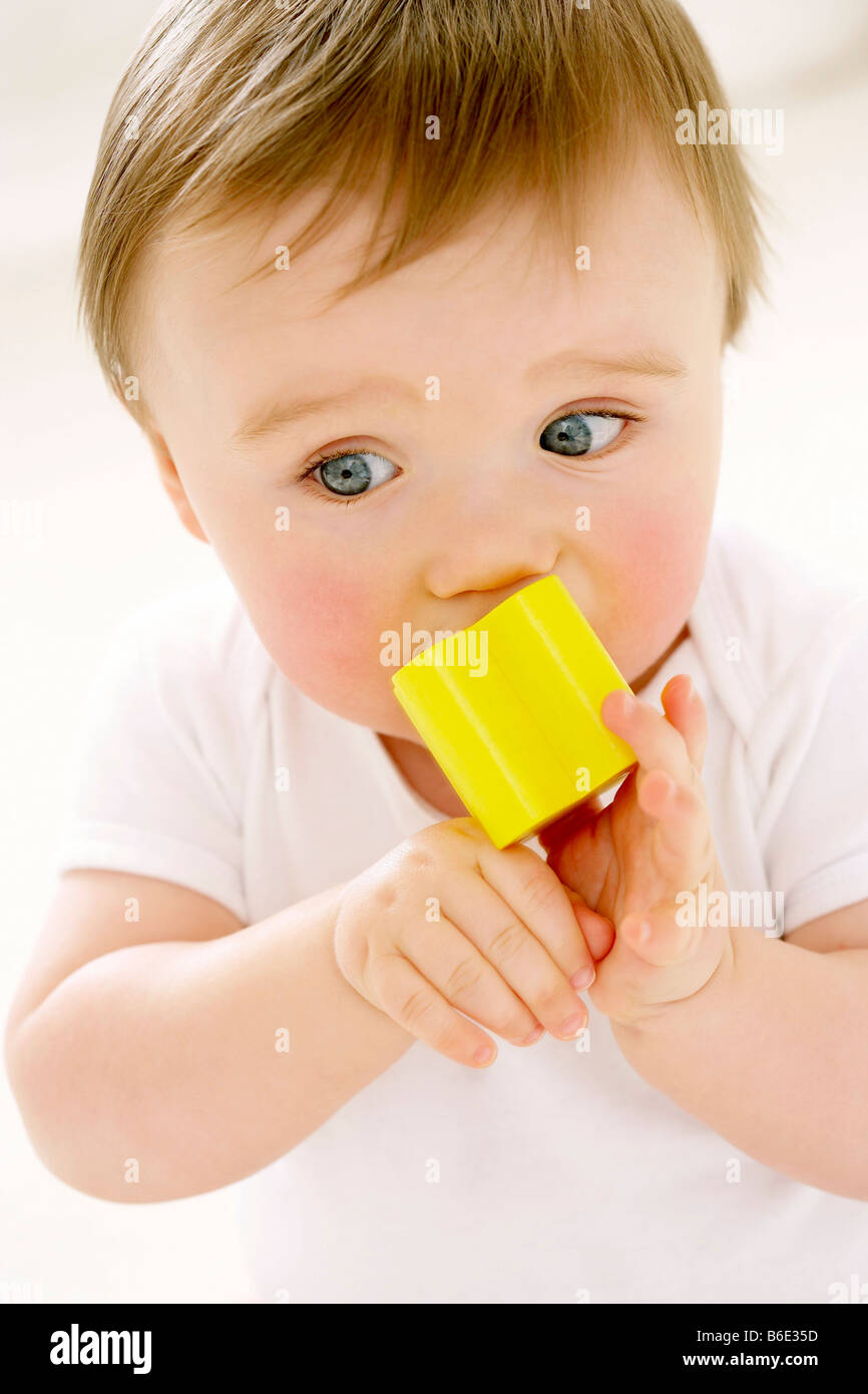 Chewing child discomfort infant hi-res stock photography and images - Alamy