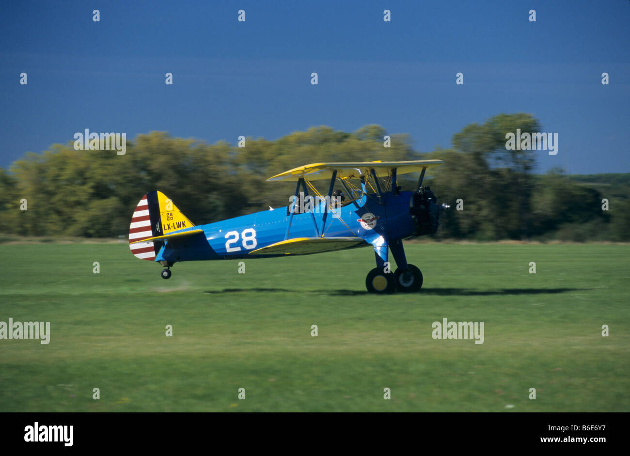 World war 2 plane runway hi-res stock photography and images - Alamy