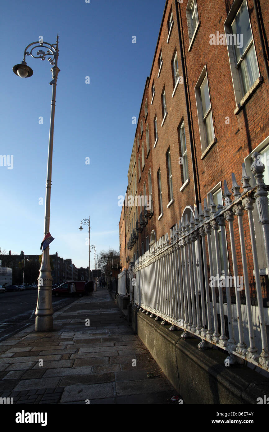 Irish townhouses hi-res stock photography and images - Alamy
