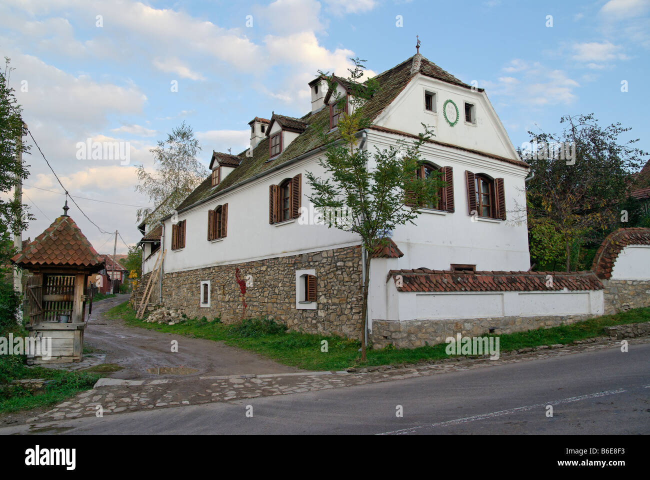 Transylvania house hi-res stock photography and images - Alamy