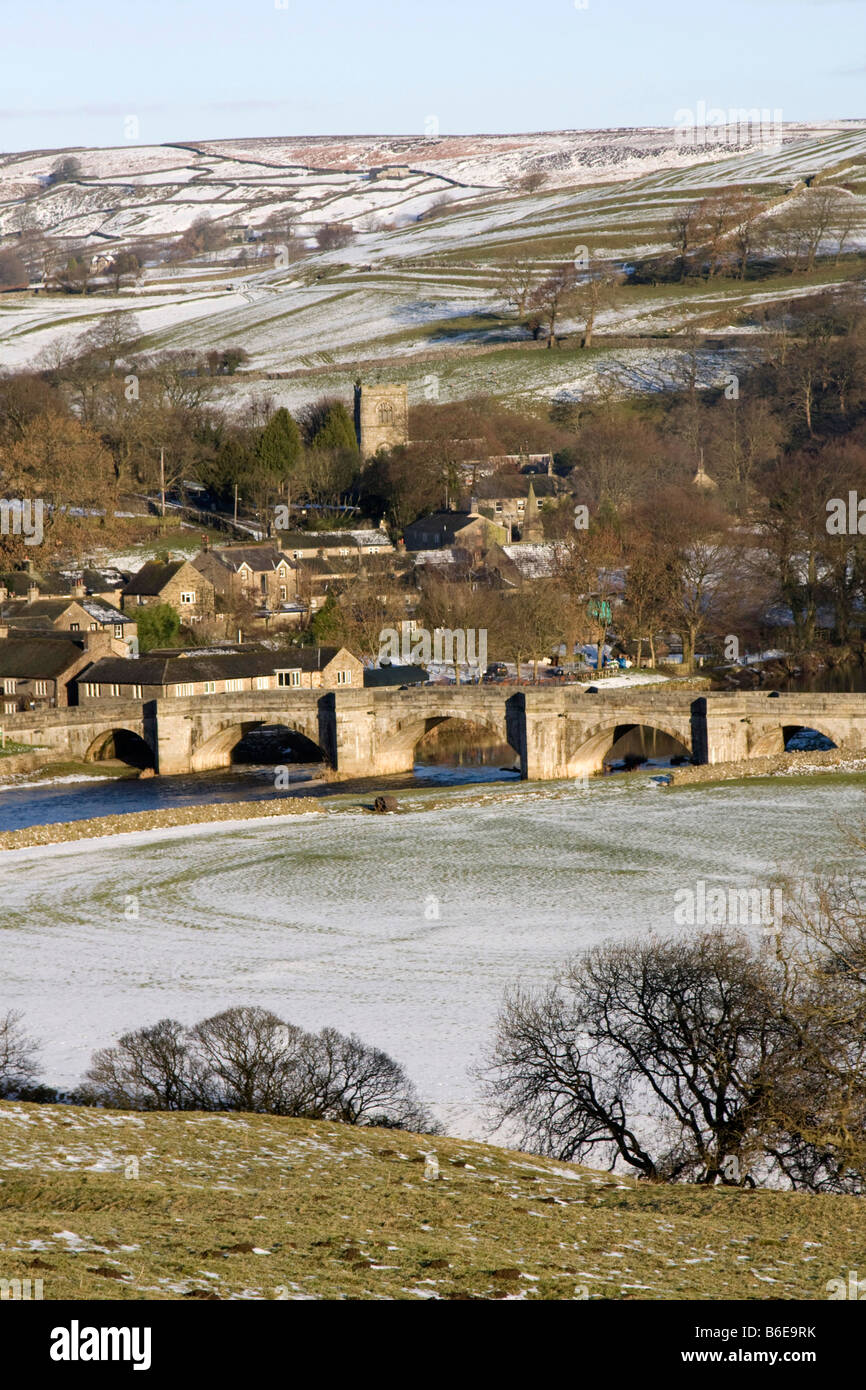 burnsall village river wharfe winter snow yorkshire dales national park ...