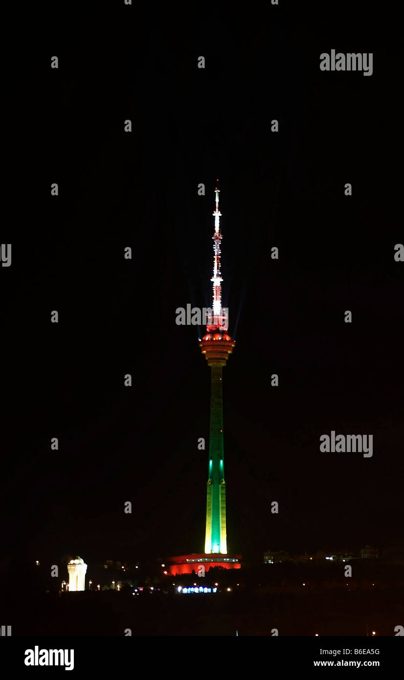 Radio tower and street lights hi-res stock photography and images - Alamy