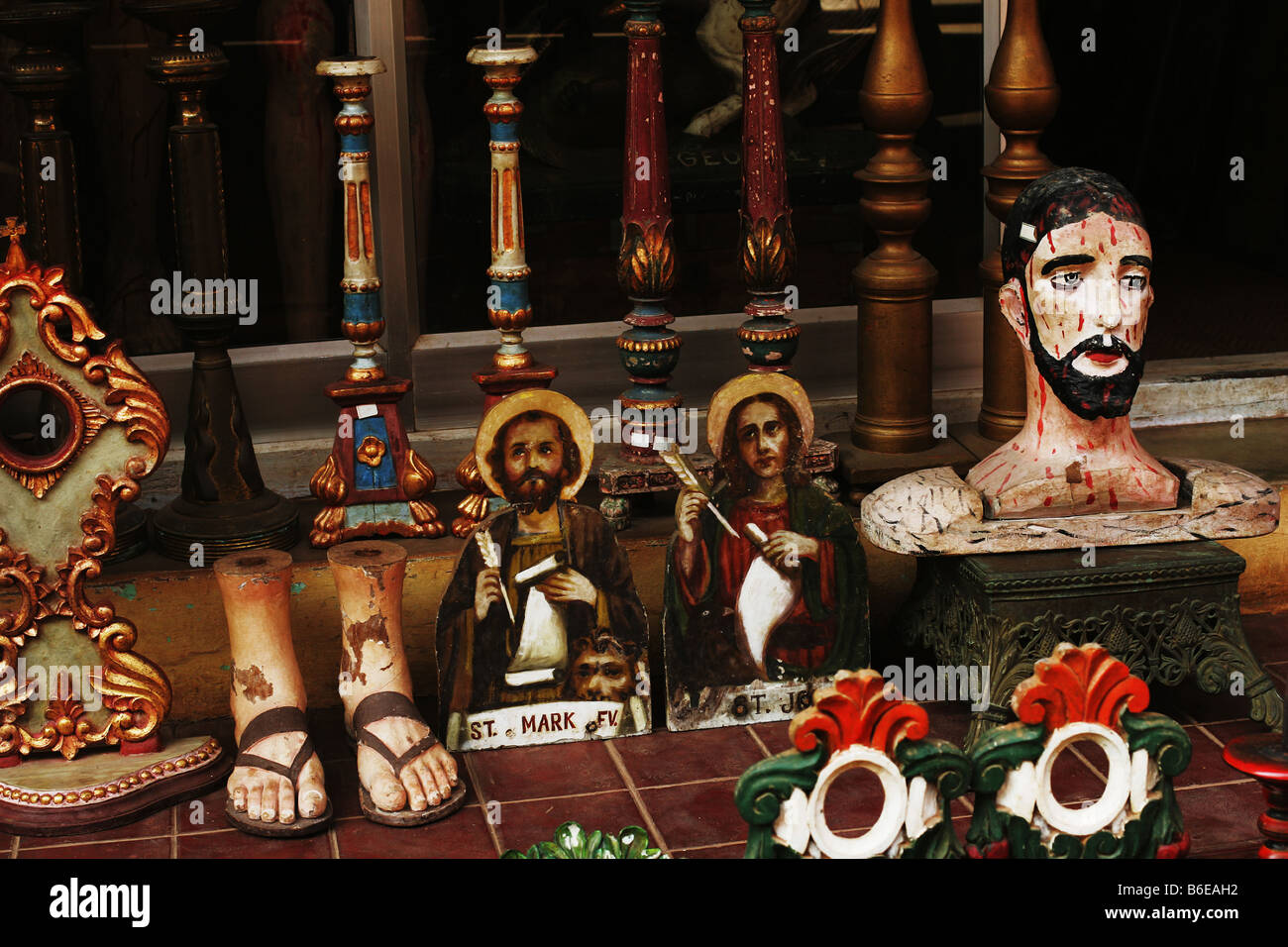 Religious artifacts india hi-res stock photography and images - Alamy