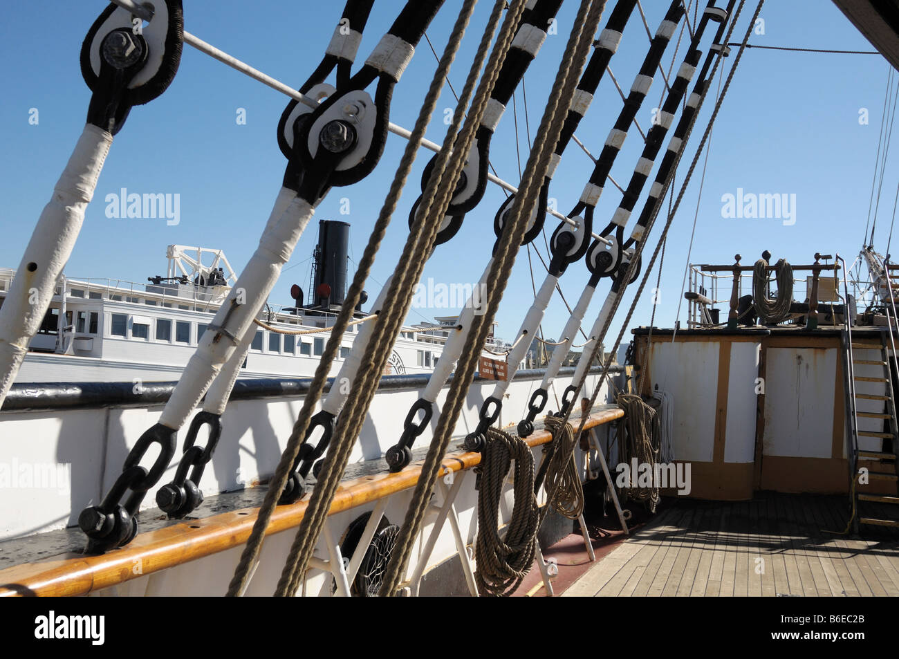 Sail Ship Rigging at Becky Moreno blog