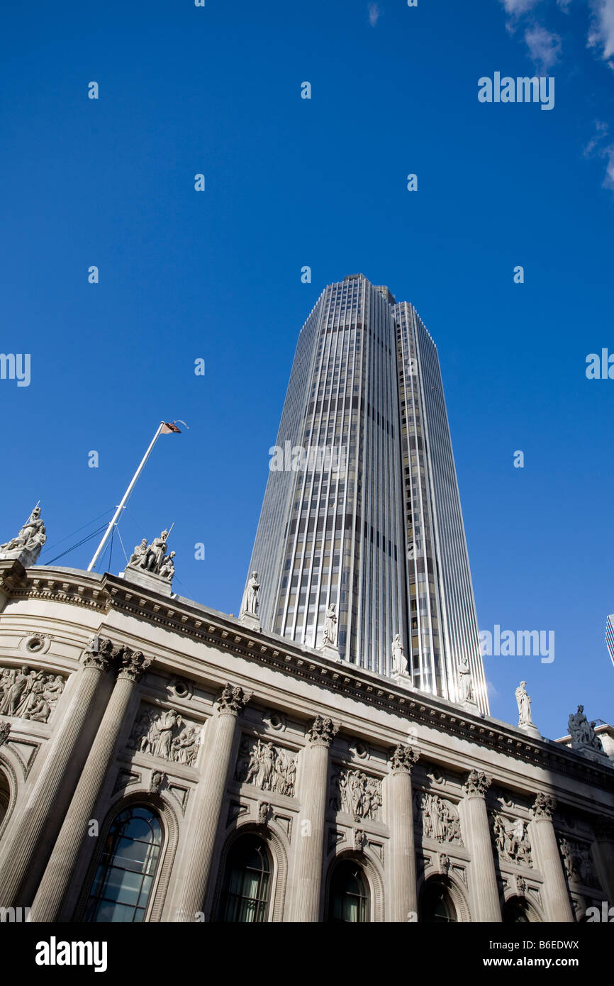 Tower 42. Bishopsgate, The City, London, England, UK Stock Photo - Alamy