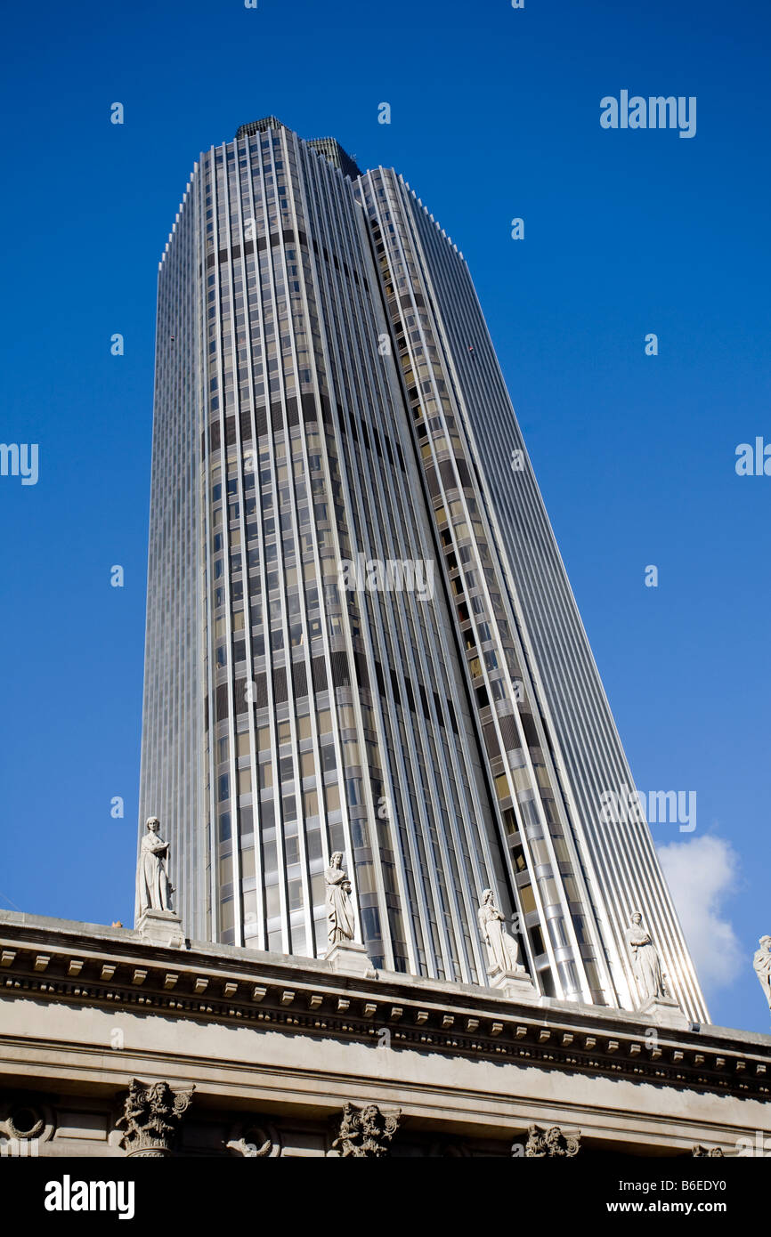 Tower 42. Bishopsgate, The City, London, England, UK Stock Photo - Alamy